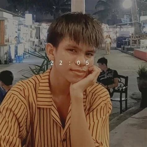 Ggunn Gun Nena Threads Say More