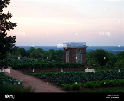 Thomas Jeffersons Garden And The Garden Pavilion At Monticello Stock