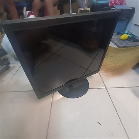 Vovova Monitor Computers And Tech Parts And Accessories Monitor Screens On Carousell