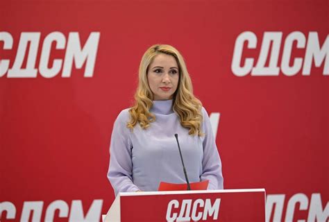 СДСМ Платите на наставниците за пет години ги зголемивме за 36 отсто инвестираме во