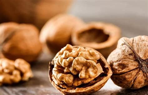 核桃什麼時候吃最好？完整解析最佳食用時機與健康益處