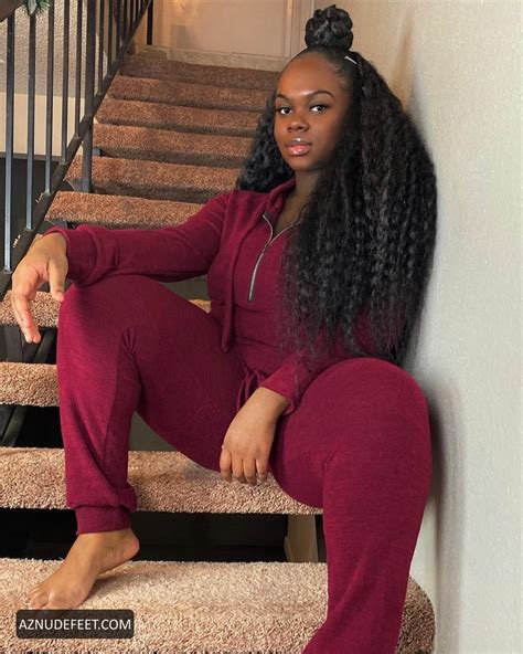 Cori Broadus Feet Aznudefeet