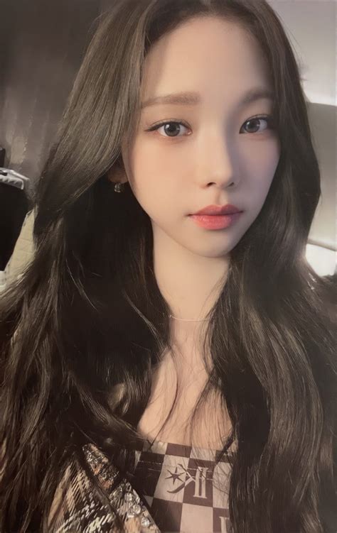 Pin Oleh 雪寒月 Di Aespa Gaya Rambut Pria Orang Cantik Gadis