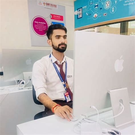 Ayodhya Gupta On Linkedin College Front Coding