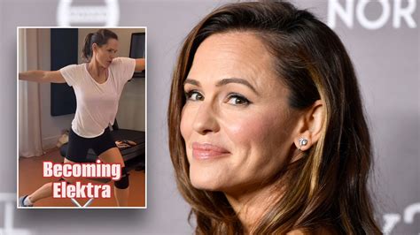 Jennifer Garners Intense Workout Plan Took Her From Fit To Marvel