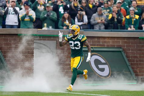 Jaire Alexander Packers Roasted On Social Media After Suspension Newsweek