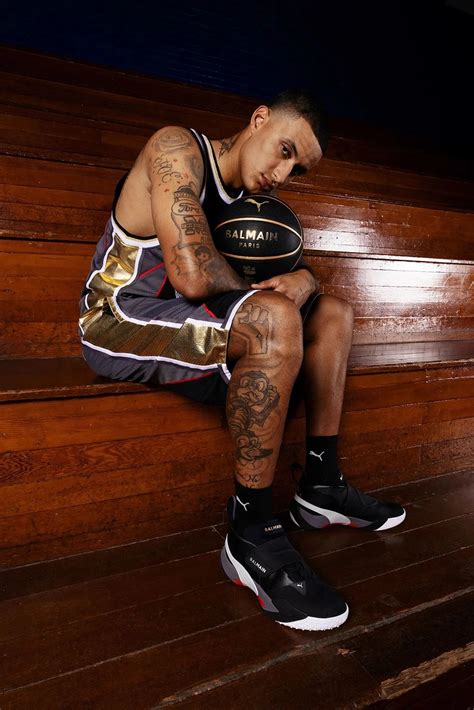 新聞分享 Kyle Kuzma 時尚演譯 Puma X Balmain 聯名第二彈有一款千元美金實戰鞋