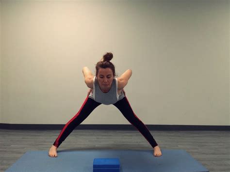 Secuencia De Yoga Asanas Hacia Delante Callateyhazyoga