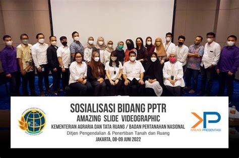 Pakar Slide Trainer Infografis Visualisasi Data Training Videografis
