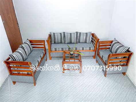 ගෙදරටම ලී බඩු L ගෙදරටම ලී බඩු L Gedaratama Leebadu