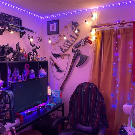 Set Of 14 Hand Painted In Rust Effect Dicebolter Rounds With Box 3d