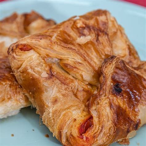 La Regina Dello Street Food Catanese La Cipollina Un Mito Per I