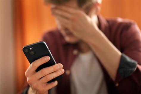 Why Youre Getting All Those Spam Calls And Texts—and How To Stop Them Idefend