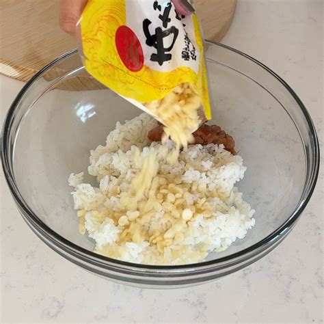 Ume Tenkasu Onigiri — Okawari By Azusa Easy And Simple Japanese Home