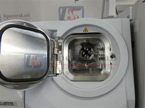 Shimadzu Gcms Qp2010 Ultra And Gc 2010 Plus Gc Ms System With Aoc 5000 Plus Pal Autosampler