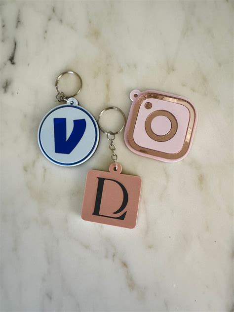 Smart Keychain Luxe Designs
