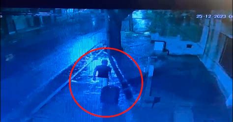 Los Videos Que Muestran El Recorrido Del Hombre Acusado De Descuartizar A Su Padre Y Llevar El