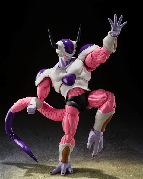 Second Form Frieza Invades The Shfiguarts Series Dragon Ball