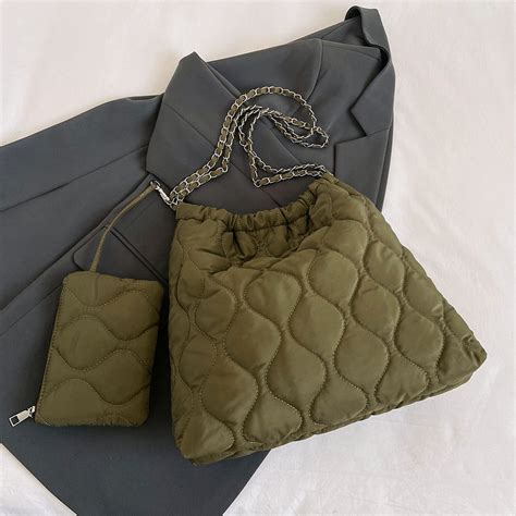 Badu Bg Дамска стилна чанта за през рамо Капитонирана чанта за през рамо с голям капацитет