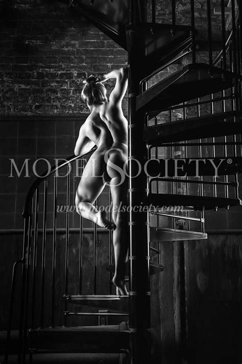 Convex Curves Artistic Nude Photo By Photographer Shaun Solent At Model Society