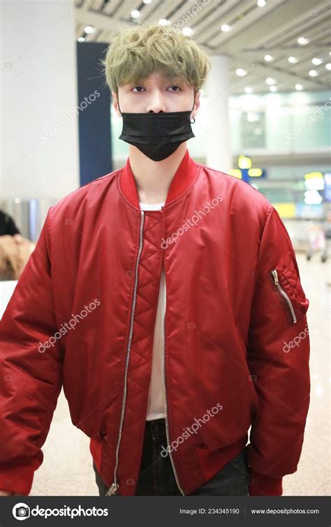 Chinese Singer Actor Zhang Yixing Better Known Lay South Korean — Stock