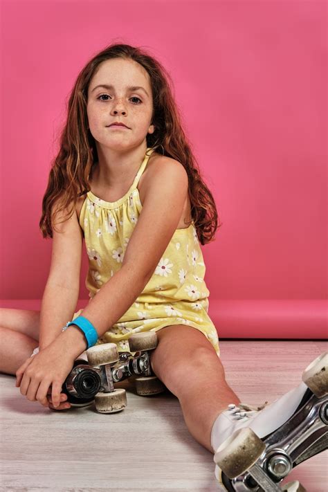 Девочки Без Трусиков Изображения скачать бесплатно на Freepik