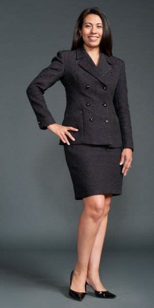 Modelos De Roupas Executivas Femininas