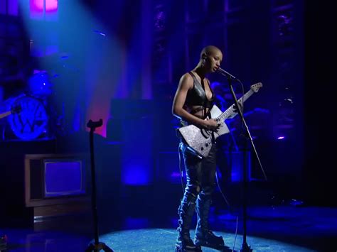 Willow Smashes Guitar Through Tv On Snl