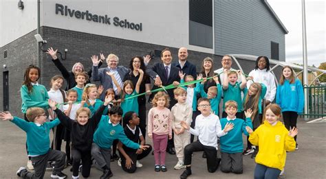 Robertson Hands Over £303m Riverbank School Scottish Construction News