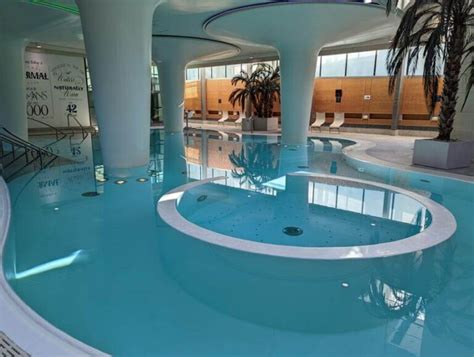 Thermae Bath Spa What To Expect At The Uks Only Naturally Hot Thermal