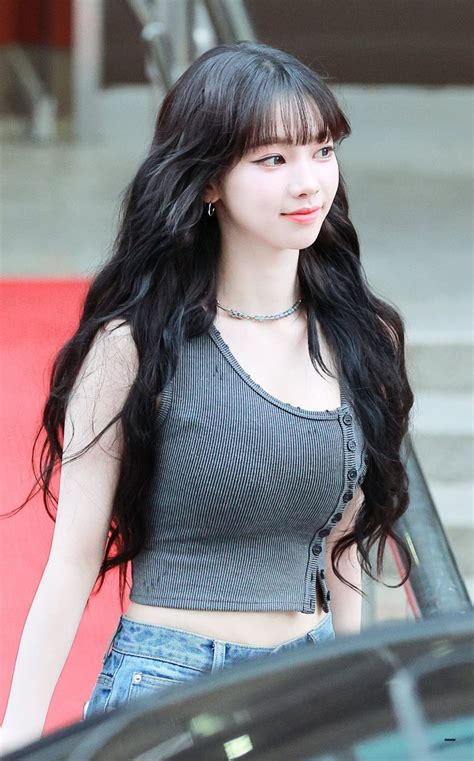 익스트림무비 오늘 갤러리 에스파 카리나 광운대 축제 영상 권은비 스프라이트 광고 오마이걸 유아 마리끌레르 5월호 팬들한테 배신감 느꼈다는 아이브 원영