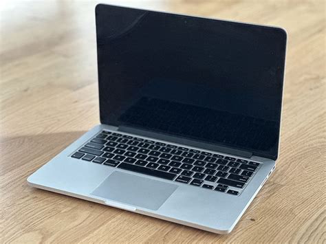 Macbook Pro Retina Inch Early