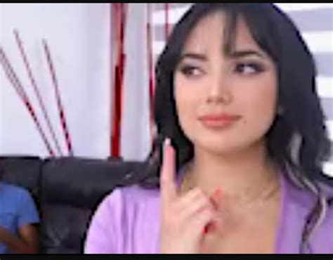 I Saw Her On These Brazzers Ada What S Her Name R PornhubAds