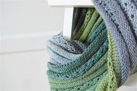Möbius Loop Nadine Hößrich Mit Herz Von Hand