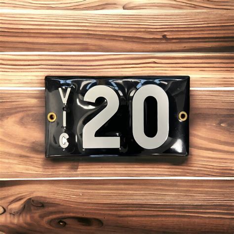 La Plaque Dimmatriculation Vic 20 établit Un Record De Prix