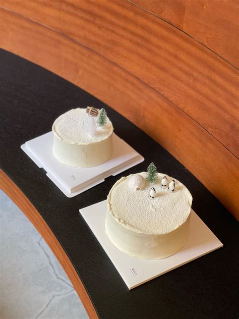 막지 연희점의 첫 크리스마스 케이크야 막지 스타일로 밀가루 And 설탕 첨가하지 않고 ‘딸기가득 우유크림 케이크를 만들어봤어