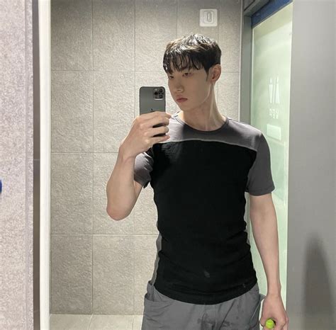 Ig Update 030722 Randb Artists Hip Hop Artists K Pop Korean Artist Rnb Fav Celebs Asian Men