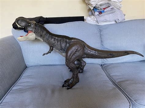 Mattel Jurassic World Dominion Super Colossal Tyrannosaurus Rex