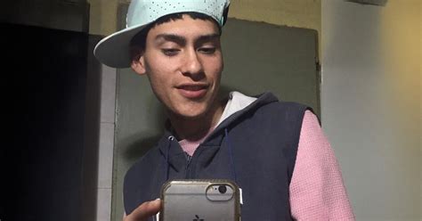 Robó Una Moto Chocó Contra Un Poste Y Murió Su Familia Organizó Una