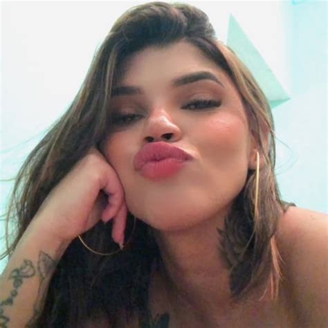 Luana Lua Ssousa Threads Say More