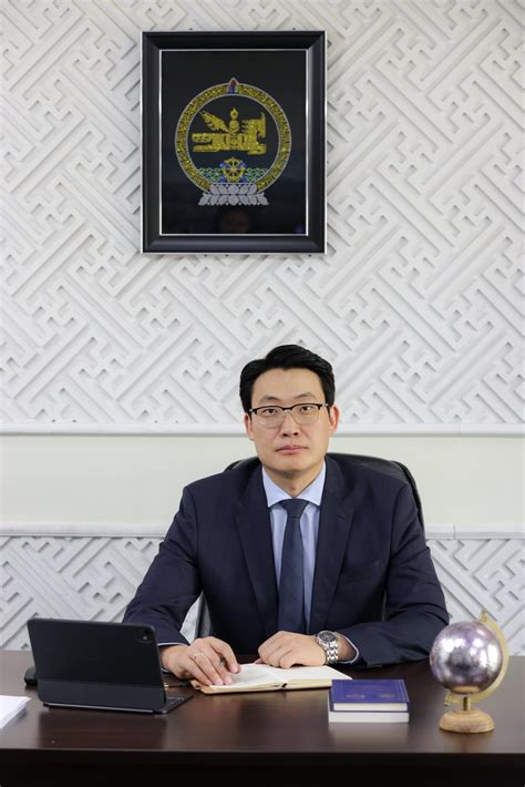 Нийслэлийн Засаг даргын орлогчоор А Амартүвшинг томиллоо