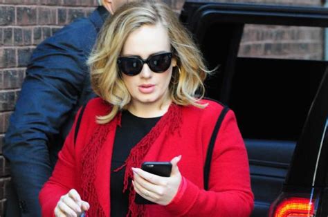 Adele Has Mastered New York Paparazzi Page Six