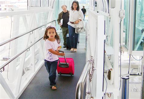 Seaport Passenger Boarding Bridges Gangways For Cruise And Ferry Ships