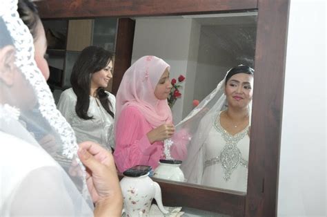 Gambar Siti Saerah Adik Dato Siti Nurhaliza Kahwin Sharing Is Caring