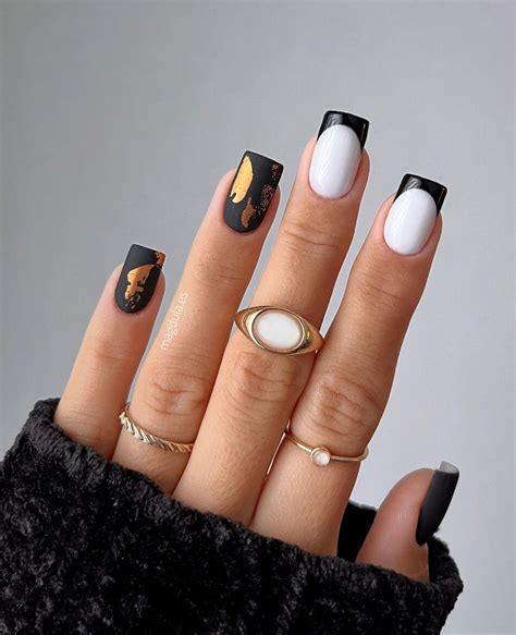 60 Revolutionary Black Nails For Any Shape And Nail Lengths Hairstylery