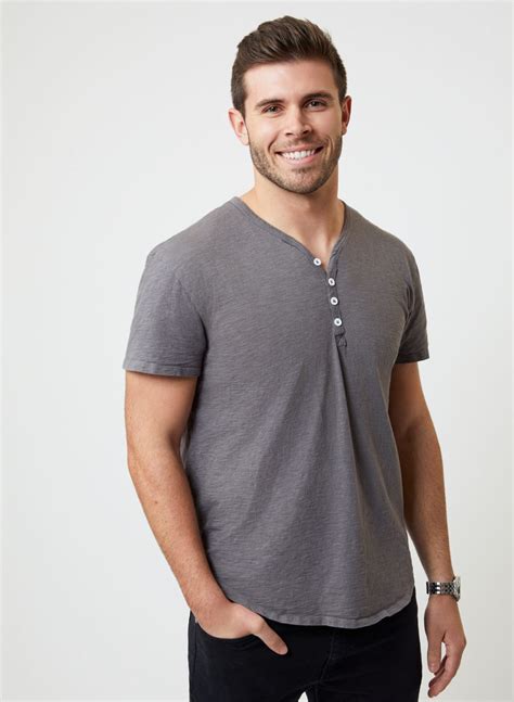 Bachelorette Star Zach Shallcross Uncle Is Patrick Warburton Us Weekly