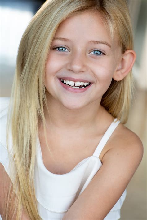Bebe M — Barefoot Agency Models Actors