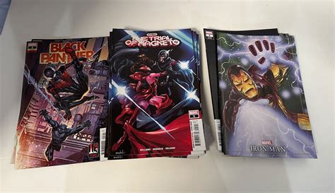 Marvel Large Group Of Assorted Comics Assorted Variants Approx 32 Comics