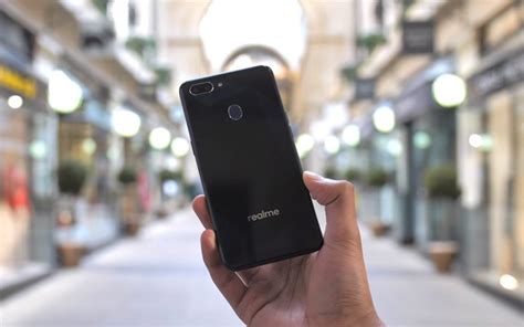 Realme 2 Review: New cub in the notch family with good design, powerful ...