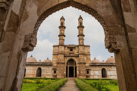 Champaner Pavagadh Archaeological Park · Sandeepachetans Travel Blog